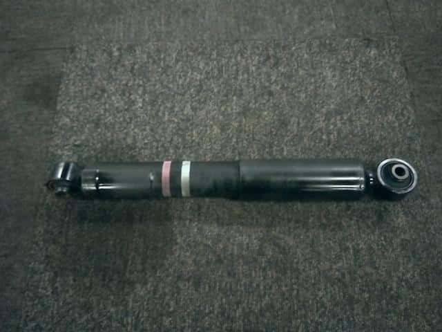 [Used]Rear Left Shock Absorber TOYOTA Harrier 2017 DAA-AVU65W ...