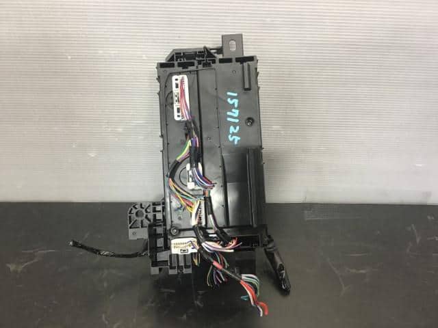 [ebay][Used]Fuse Box DAIHATSU Move 2020 DBA-LA150S 82600B2810 - BE ...