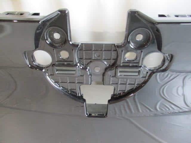 [Used]Radiator Grille NISSAN 2022 FE0 623105MP0A - BE FORWARD Auto Parts