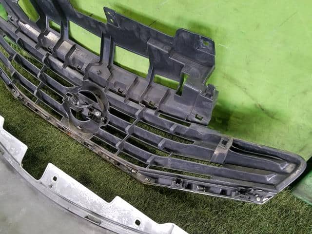 [Used]Radiator Grille NISSAN Note 2013 DBA-E12 623103VA0A - BE FORWARD ...