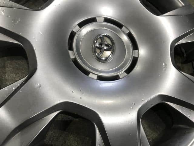 [Used]Wheel Cover TOYOTA Hiace 2012 QDF-KDH201V 4260226040 - BE FORWARD ...