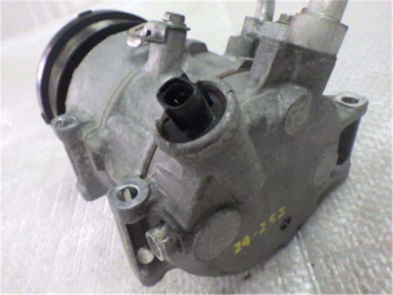 [Used]A/C Compressor TOYOTA Noah 2010 DBA-ZRR70G 8831028640 - BE ...