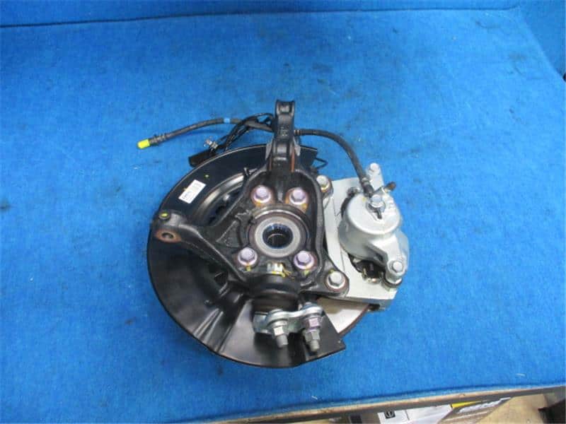 [Used]Front Left Knuckle Hub Assembly TOYOTA Noah 2023 6BA-MZRA90W - BE ...