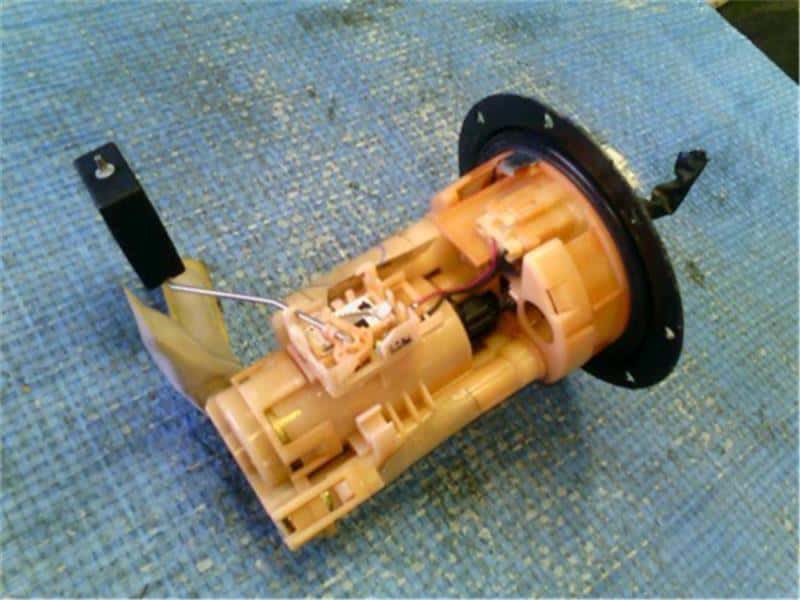 [Used]Fuel Pump TOYOTA COROLLA 2004 CBA-ZZE122 2322128030 - BE FORWARD ...