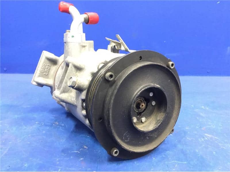 [Used]A/C Compressor TOYOTA Vanguard 2010 DBA-ACA38W 8831042270 - BE ...