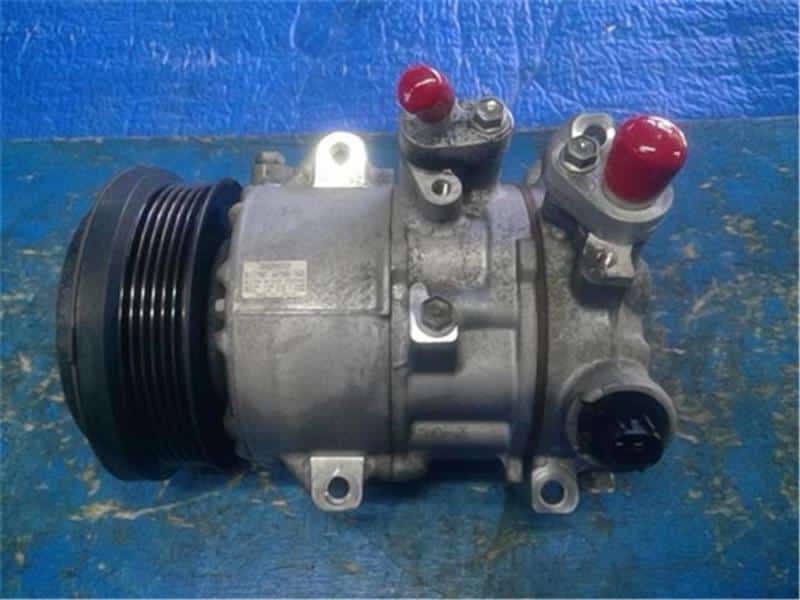 [Used]A/C Compressor TOYOTA Voxy 2013 DBA-ZRR70W 8831028640 - BE ...