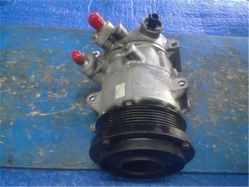 [Used]A/C Compressor TOYOTA Voxy 2013 DBA-ZRR70W 8831028640 - BE ...