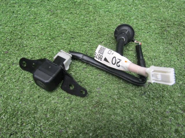 [Used]Backup Camera TOYOTA Harrier 2019 DBA-ZSU65W 8679048170 - BE ...
