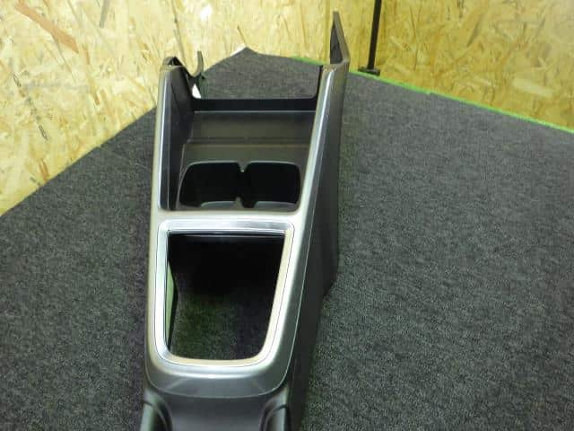 [Used]Console Box SUZUKI Swift 2022 5AA-ZD53S - BE FORWARD Auto Parts