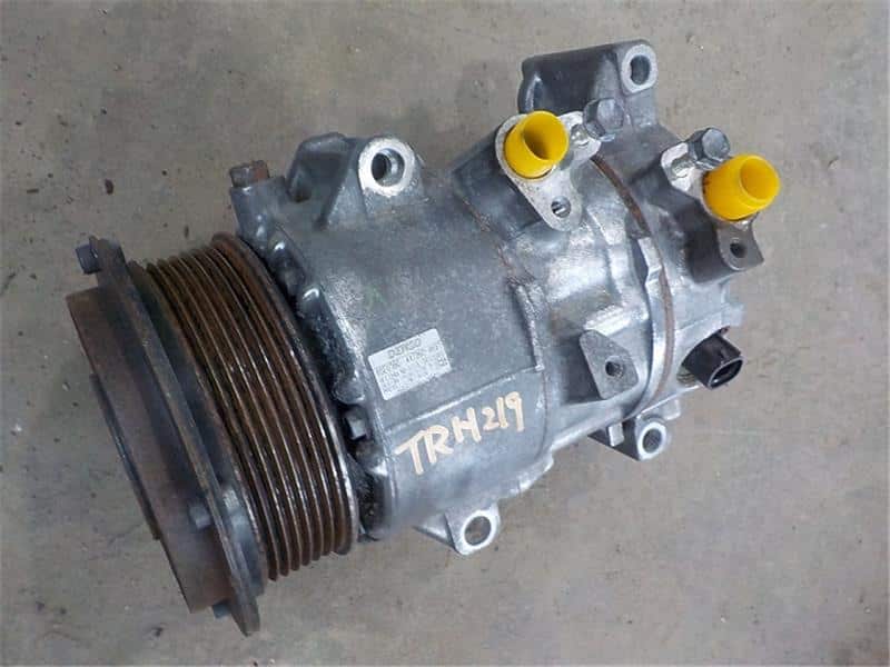[Used]A/C Compressor TOYOTA Hiace Van 2015 CBA-TRH219W 883102F030 - BE ...