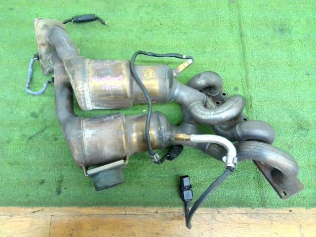 [Used]Exhaust Manifold BMW 3 Series 2008 ABA-VA20 18407646712 - BE ...