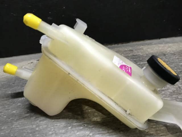 [Used]Coolant Tank TOYOTA SAI 2012 DAA-AZK10 1648028080 - BE FORWARD ...