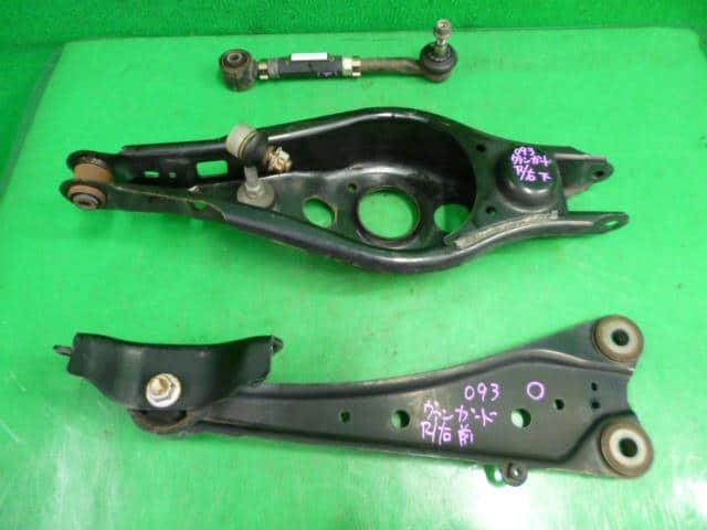 [Used]Rear Right Lower Control Arm TOYOTA Vanguard 2008 DBA-ACA33W ...