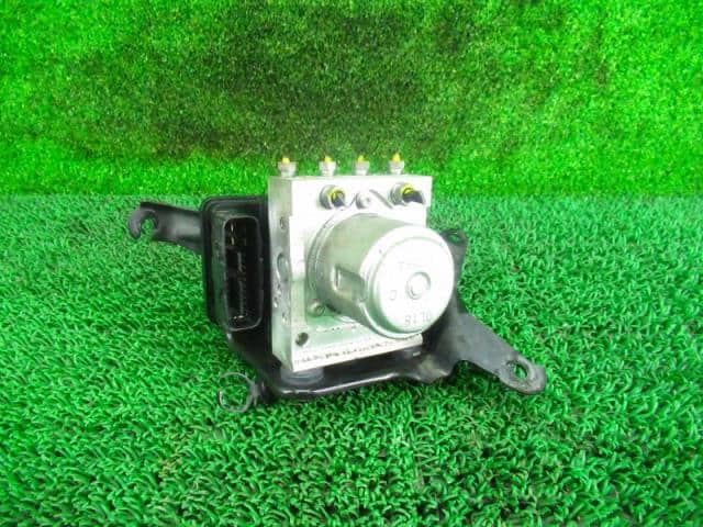 [Used]ABS Actuator HONDA Odyssey 2011 DBA-RB3 57110SLEJ13 - BE FORWARD ...