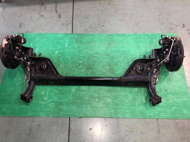 [Used]Rear Axle Beam Assembly NISSAN Leaf_ 2017 ZAA-ZE1 555015SK01A ...