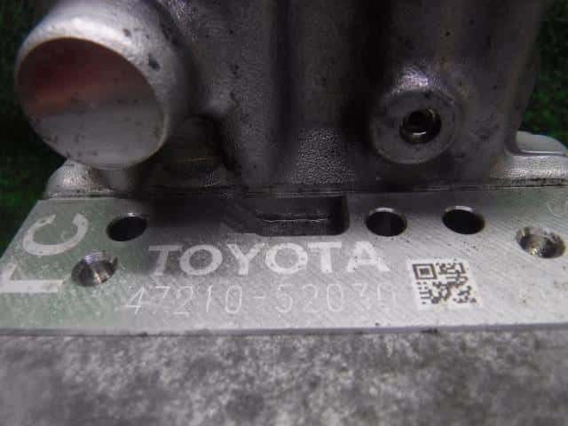 [Used]Brake Master Cylinder TOYOTA Aqua 2013 DAA-NHP10 4705052030 - BE ...