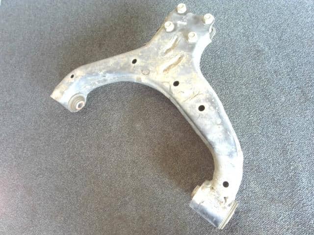[Used]Front Left Lower Control Arm NISSAN Caravan Van 2007 ADF-VWE25 ...