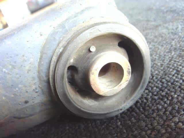 [Used]Front Left Lower Control Arm NISSAN Caravan Van 2007 ADF-VWE25 ...