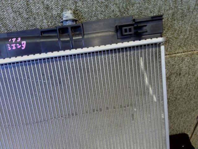 [Used]Radiator TOYOTA Sienta 2019 DBA-NSP170G 1640047110 - BE FORWARD ...