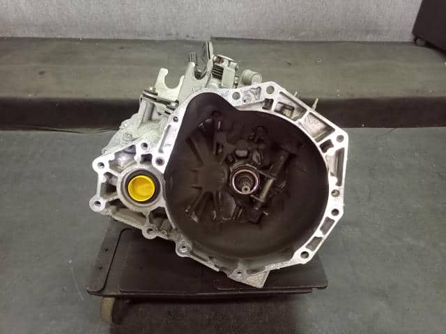 [Used]Manual Transmission SUZUKI Swift 2010 DBA-ZC72S - BE FORWARD Auto ...