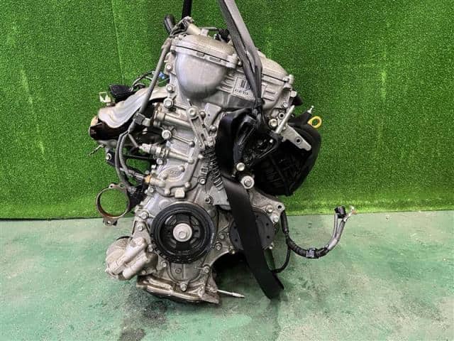 [Used]3ZR-FAE Engine TOYOTA Voxy 2014 DBA-ZRR80W 1900037680 - BE ...