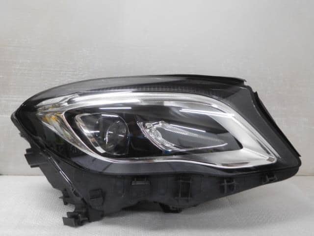 [Used]Benz GLA class DBA-156942 Right Headlight A1569067200 361622 AL ...