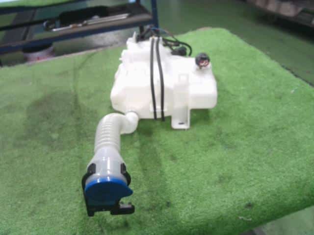 [Used]Windshield Washer Tank MAZDA CX-5 2016 LDA-KE2AW KD5367481 - BE ...