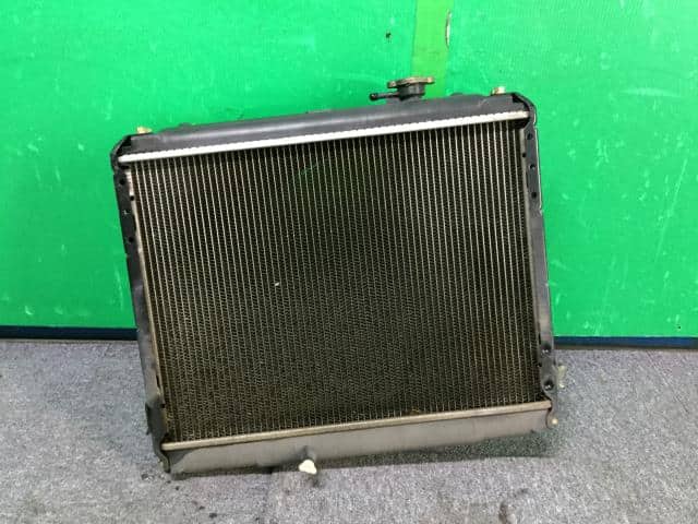 [Used]Radiator TOYOTA Toyoace 2001 GE-YY101 1640073461 - BE FORWARD ...