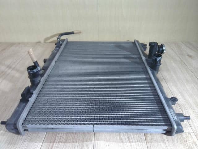 [Used]Radiator NISSAN Wingroad 2007 DBA-Y12 21460ED000 - BE FORWARD ...