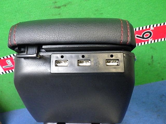 [Used]Console Box SUZUKI Swift 2022 4BA-ZC33S - BE FORWARD Auto Parts