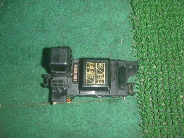 [Used]Fuse Box DAIHATSU Hijet 1991 M-S83P 8260087528000 - BE FORWARD ...