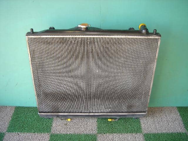 [Used]Radiator MITSUBISHI Pajero 2001 KH-V78W MR968055 - BE FORWARD ...