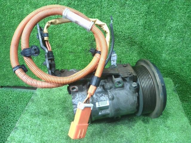 [Used]A/C Compressor TOYOTA Alphard 2007 DAA-ATH10W 8831058011 - BE ...