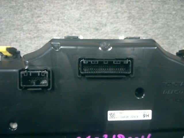 [Used]Speedometer TOYOTA Harrier 2018 DBA-ASU65W 8380048X60 - BE ...