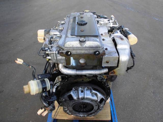 [Used]4M50 Engine Mitsubishi Fuso Canter 2004 KK-FE82DG - BE FORWARD ...