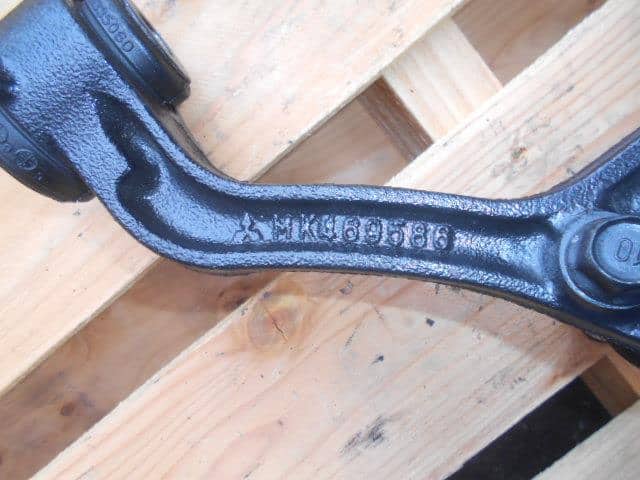[Used]Front Right Upper Control Arm Mitsubishi Fuso 2005 PA-FE78DEV ...