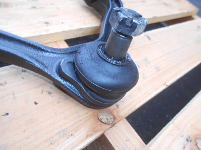 [Used]Front Right Upper Control Arm Mitsubishi Fuso 2005 PA-FE78DEV ...