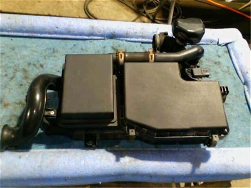 [Used]Air Cleaner Assembly NISSAN Moco 2011 DBA-MG33S 165004A00M - BE ...