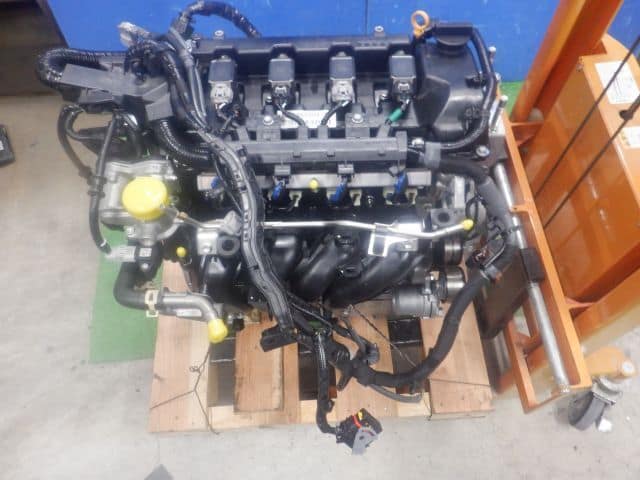 [Used]★Escudo hybrid 5AA-YEH1S base grade Late Model ★Engine K15C 21 ...