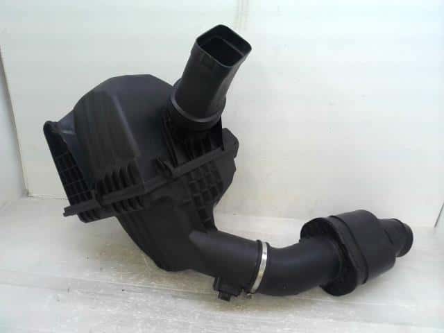 [Used]Air Cleaner Assembly BMW 5 Series 2012 DBA-XG20 13717612014 - BE ...