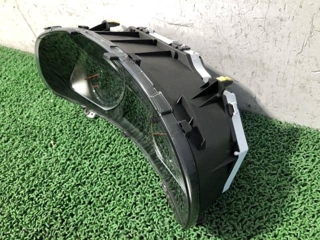 [Used]Speedometer TOYOTA Harrier 2017 DBA-ZSU60W 8380048P90 - BE ...
