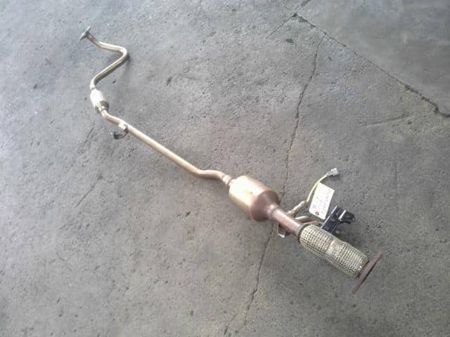 [Used]Front Exhaust Pipe NISSAN Note 2021 6AA-E13 200A06XJ0A - BE ...