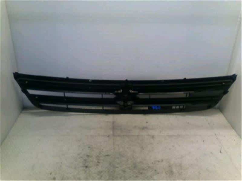 [Used]Radiator Grille SUZUKI Swift 2016 DBA-ZC72S - BE FORWARD Auto Parts