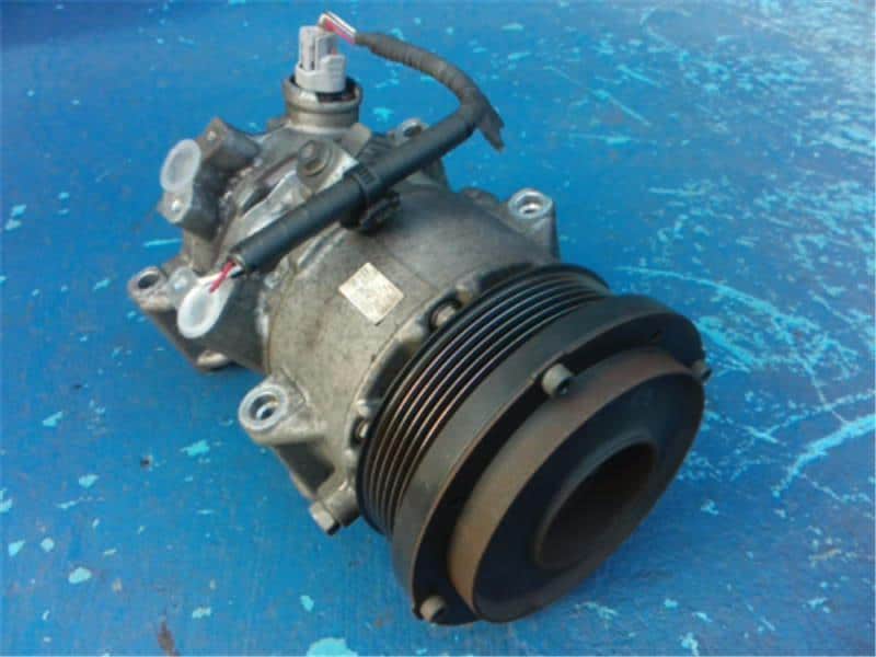 [Used]A/C Compressor TOYOTA Voxy 2007 DBA-ZRR70W 8831028640 - BE ...