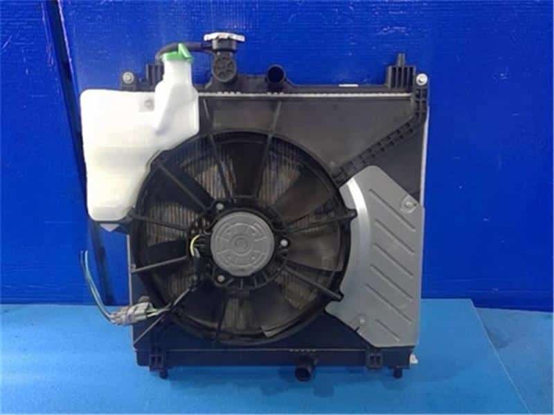 [Used]Radiator SUZUKI Ignis 2016 DAA-FF21S - BE FORWARD Auto Parts