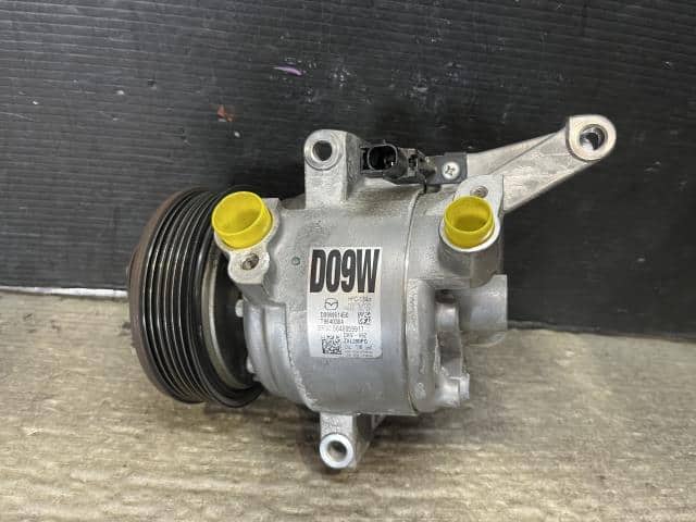 [Used]A/C Compressor MAZDA Demio 2016 DBA-DJ3FS D09W61450 - BE FORWARD ...