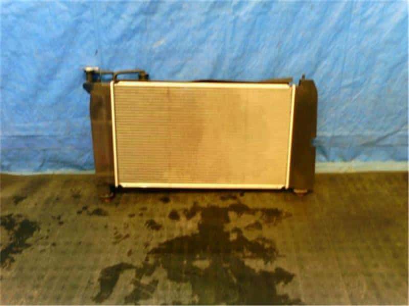 [Used]Radiator TOYOTA Corolla Runx 2001 TA-ZZE123 1640021180 - BE ...