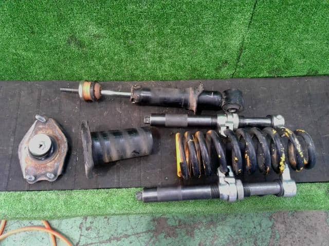 [Used]Rear Left Strut TOYOTA Wish 2012 DBA-ZGE25W 4853068120 - BE ...