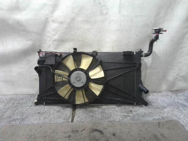 [Used]Radiator MAZDA Premacy 2005 DBA-CREW LFB715200A - BE FORWARD Auto ...