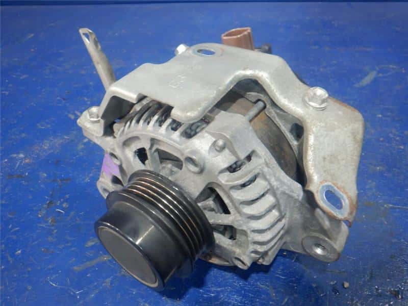 [Used]Alternator TOYOTA Vitz 2014 DBA-NSP135 2706047200 - BE FORWARD ...